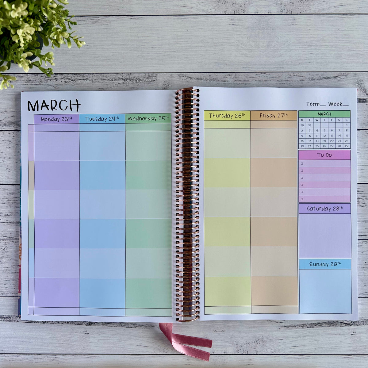 Daisy Weekly Teacher Planner 2026 – Miss Amanda Kate